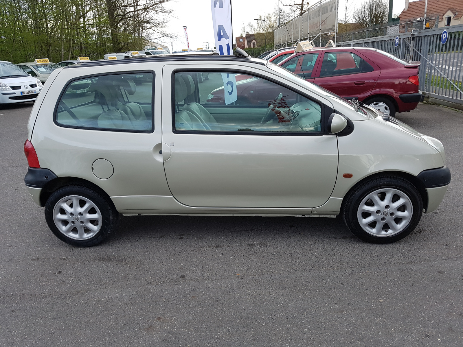 RENAULT TWINGO 1.2i 16V Initiale Quickshift | MARTIN AUTO