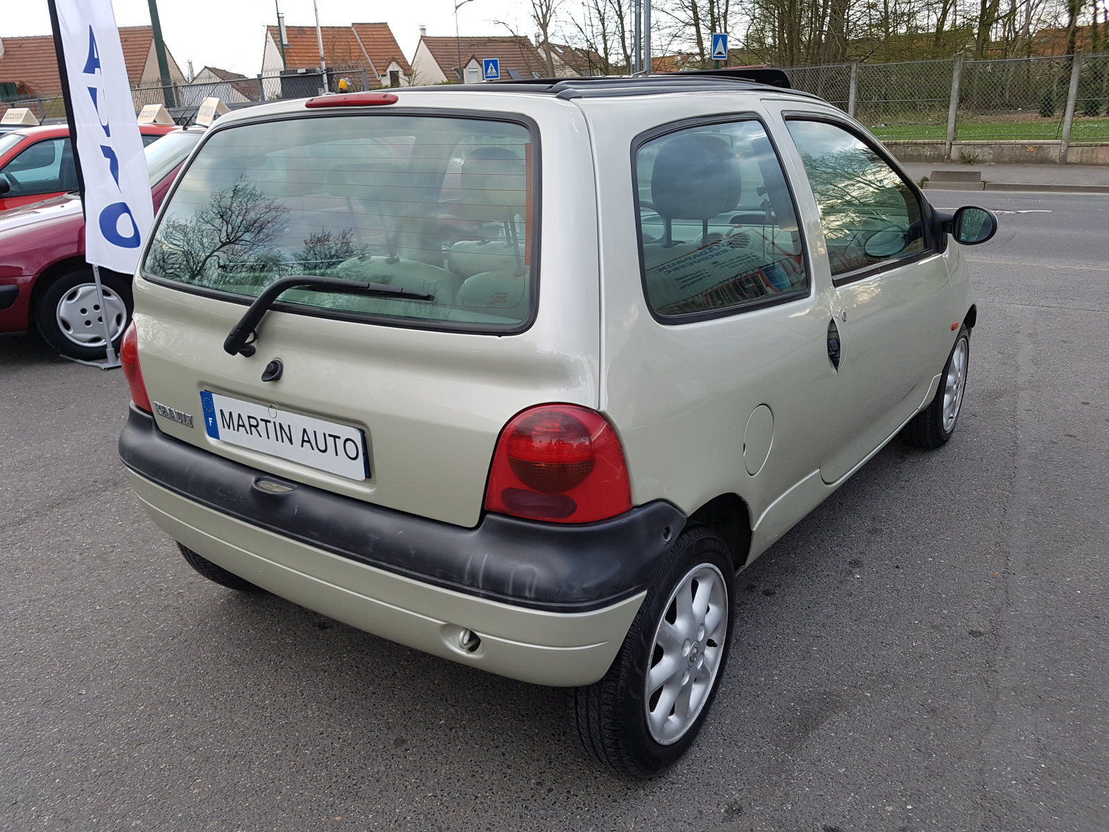 RENAULT TWINGO 1.2i 16V Initiale Quickshift | MARTIN AUTO