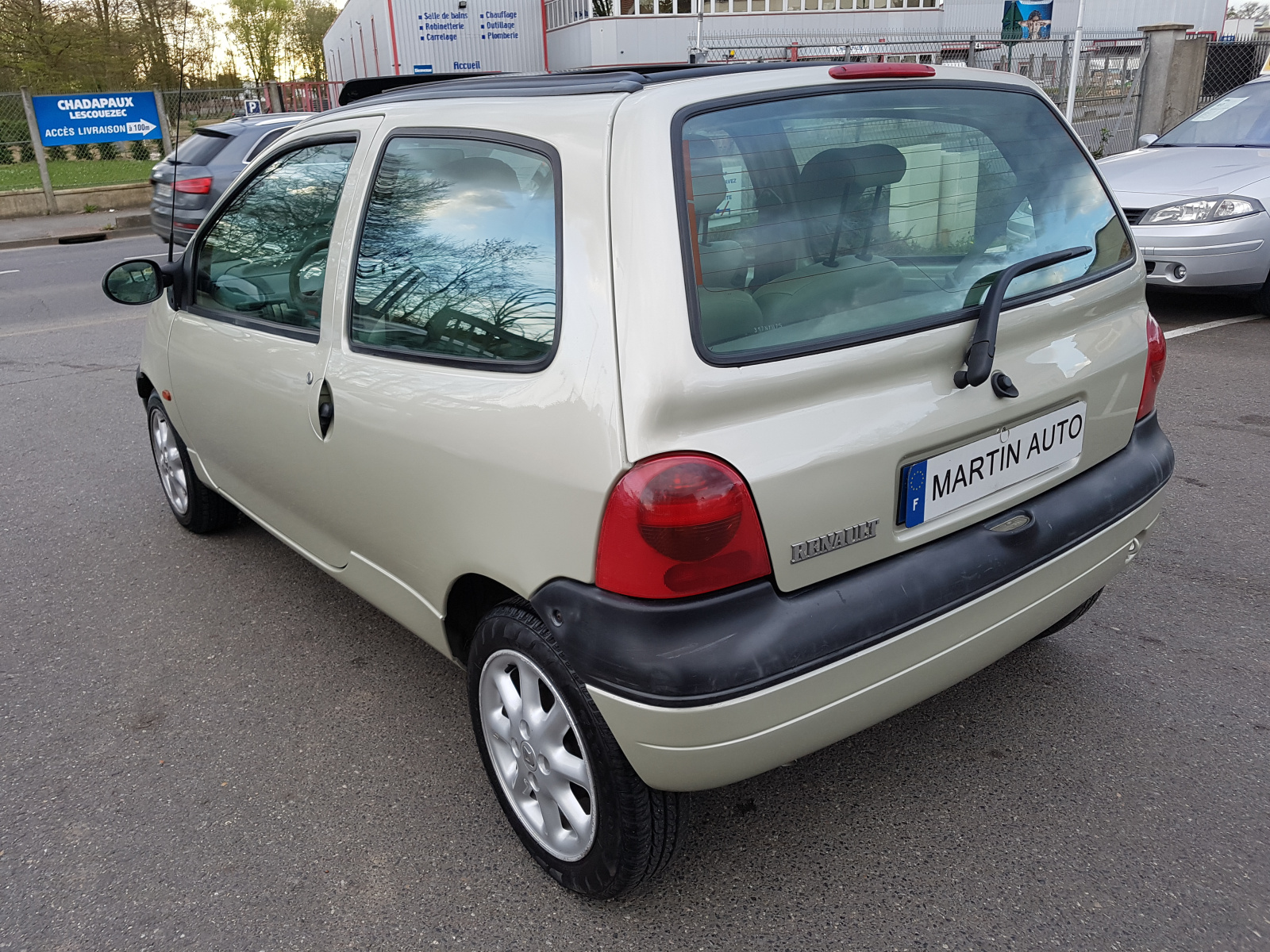 RENAULT TWINGO 1.2i 16V Initiale Quickshift | MARTIN AUTO