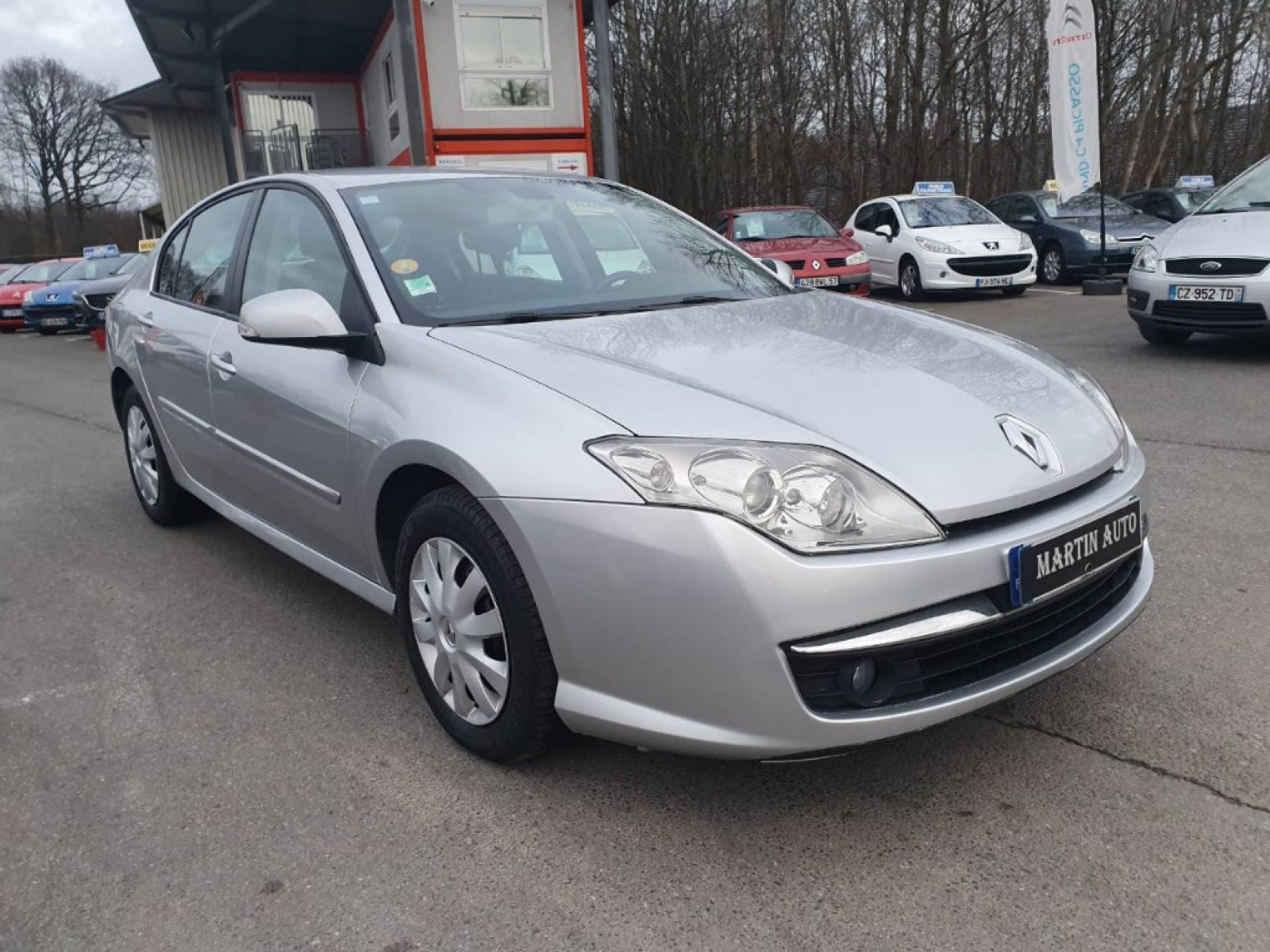 RENAULT LAGUNA III 2.0 dCi 150 Expression | MARTIN AUTO